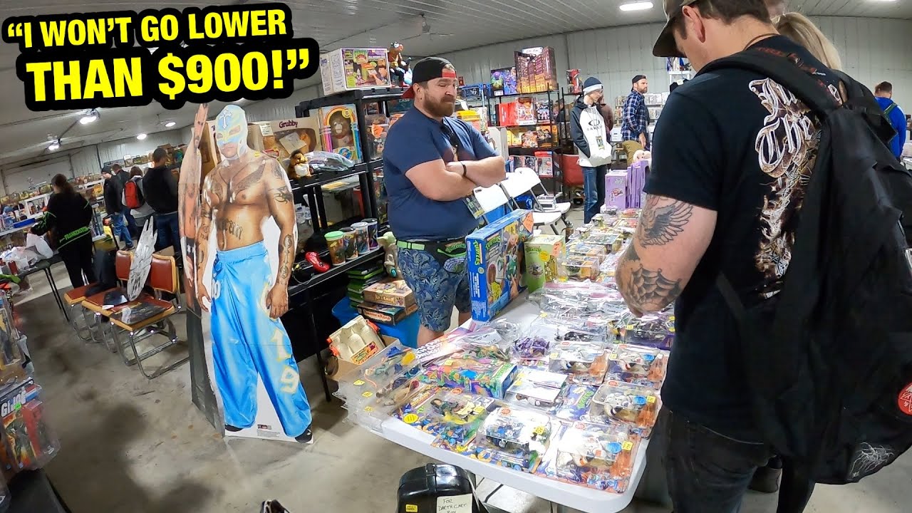 MAJOR GRAIL FOUND AT VINTAGE TOY SHOW! - YouTube