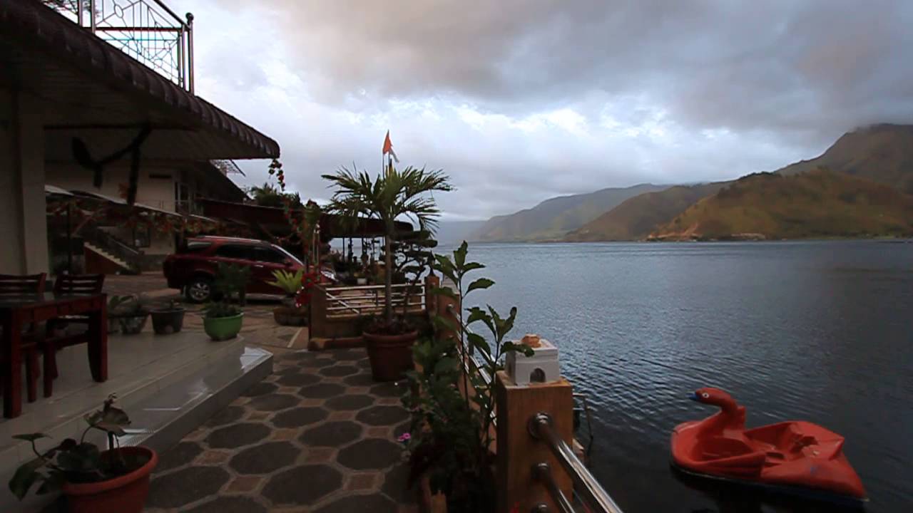 Desa Tongging Budidaya Ikan Keramba Di Danau Toba - YouTube
