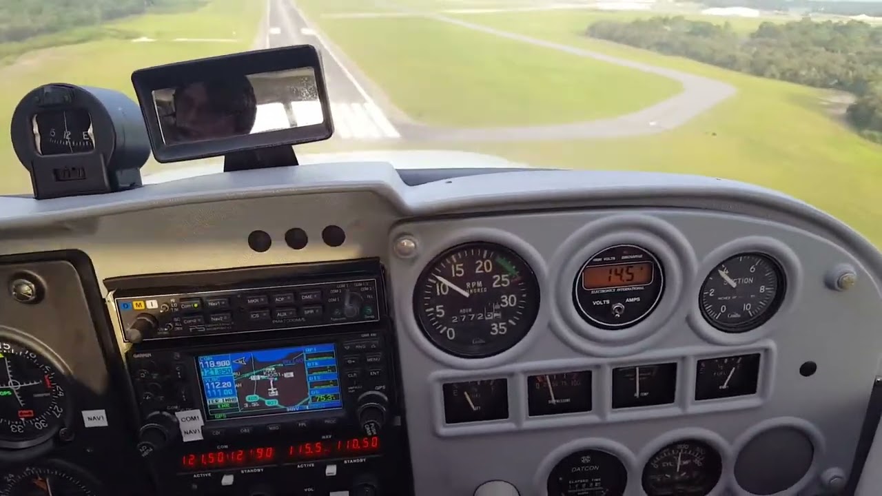 Landing in a C172 in a forward slip skill training PPL Flight School ...