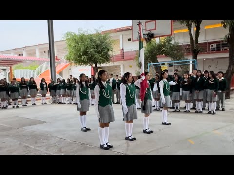 HOMENAJE A LA BANDERA EN LA ESC. SEC. FED. "GRAL. ADRIÁN CASTREJÓN ...