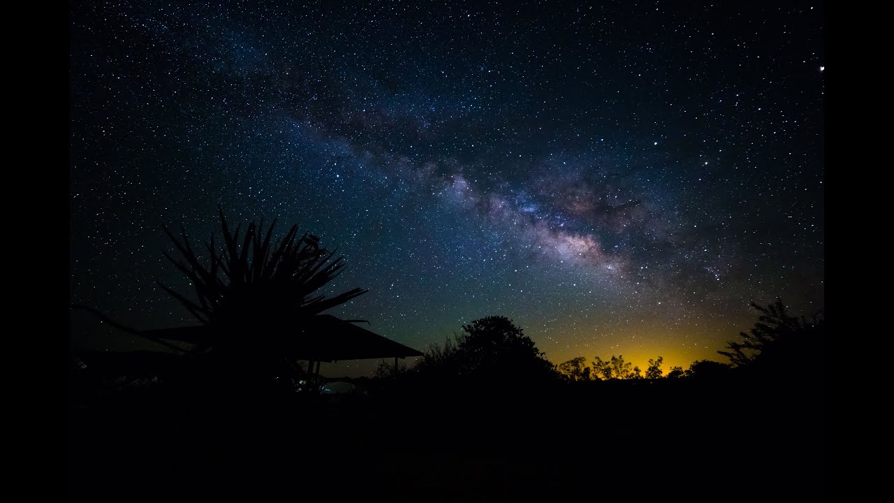 My First Milky Way Timelapse - 4K - YouTube