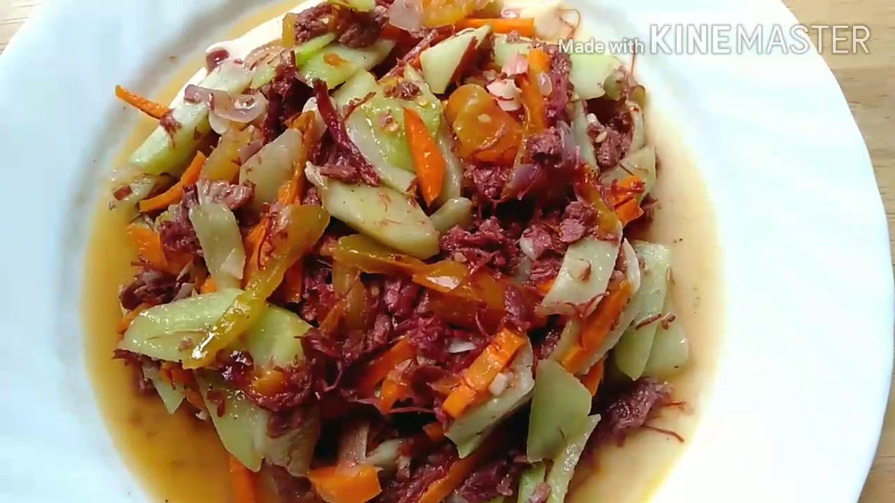 How to cook Ginisang Sayote with Corned Beef🥘#corned beef with sayote # ...