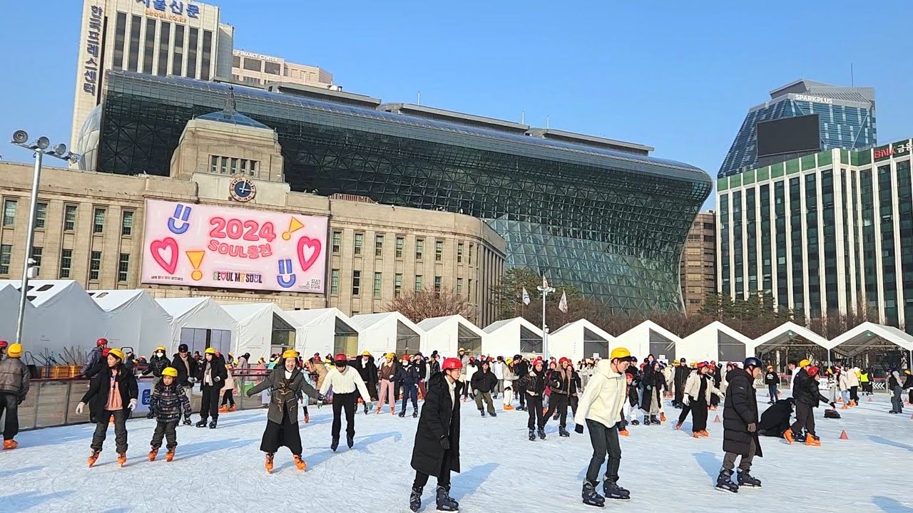 Korea's Largest Outdoor Ice Rink | Seoul Plaza Ice Skating - YouTube