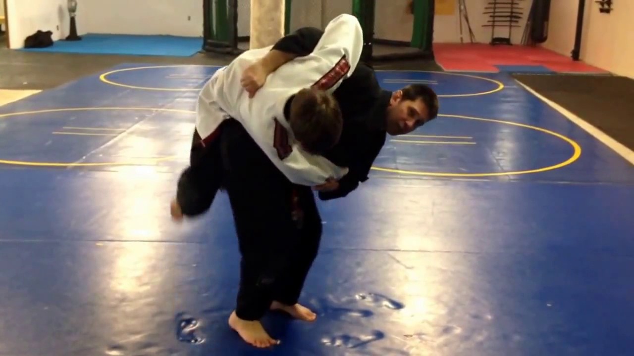 O Goshi Major Hip Throw - YouTube