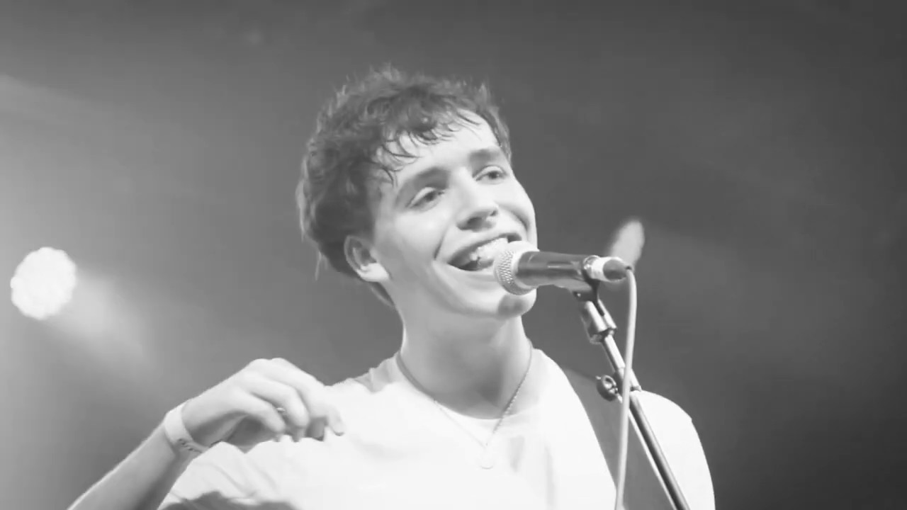 SPINN - Stuck on a Feeling (Official Video) - YouTube