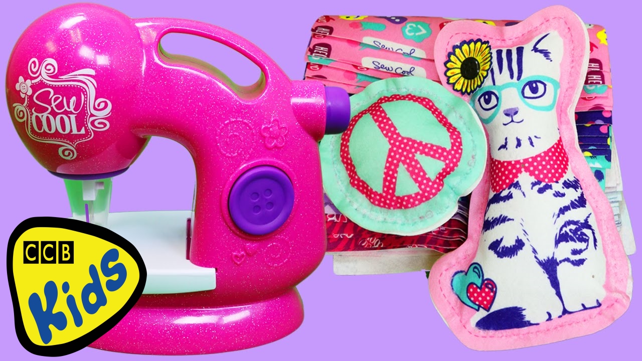 Sew Cool Glitter Deluxe Sewing Studio Playset | DIY Design, Stitch, and ...