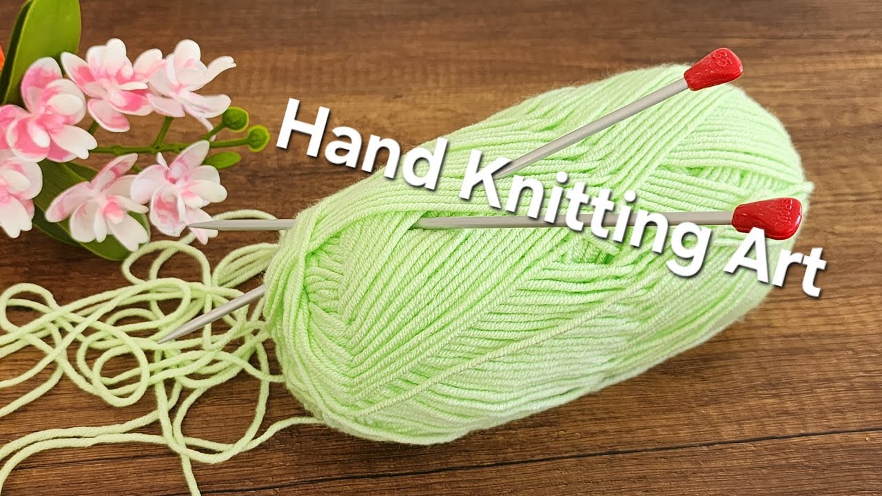 This is an unusual knit stitch! very easy and beautiful knitting ...