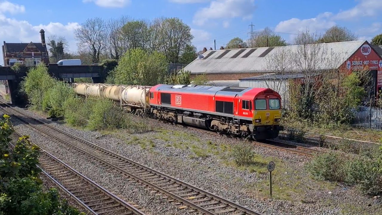 Class DB Rail 66014 Flying Through Water Orton 28 April 2023 - YouTube