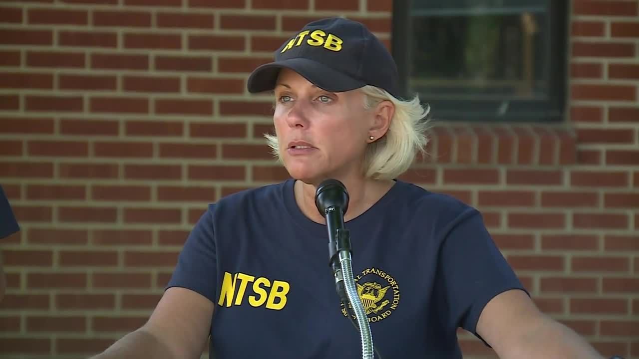 NTSB gives briefing Wednesday on train derailment investigation - YouTube