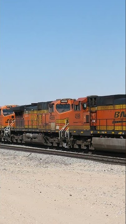 BNSF 7147 WB STACK TRAIN 6-17-2022 - YouTube