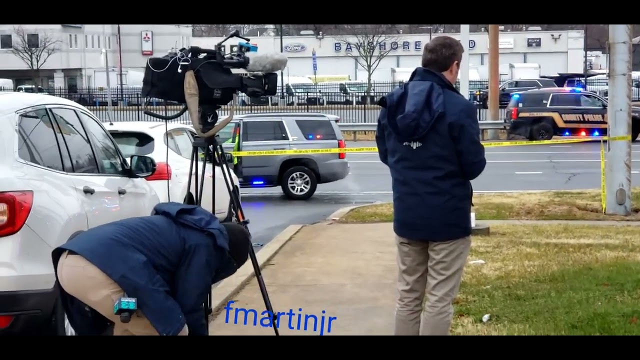 Many viewers from the area for Police Action call - YouTube