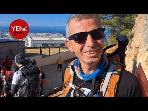 Ata'nın Kuşadası'na gelişini yürüyüş ile kutladılar