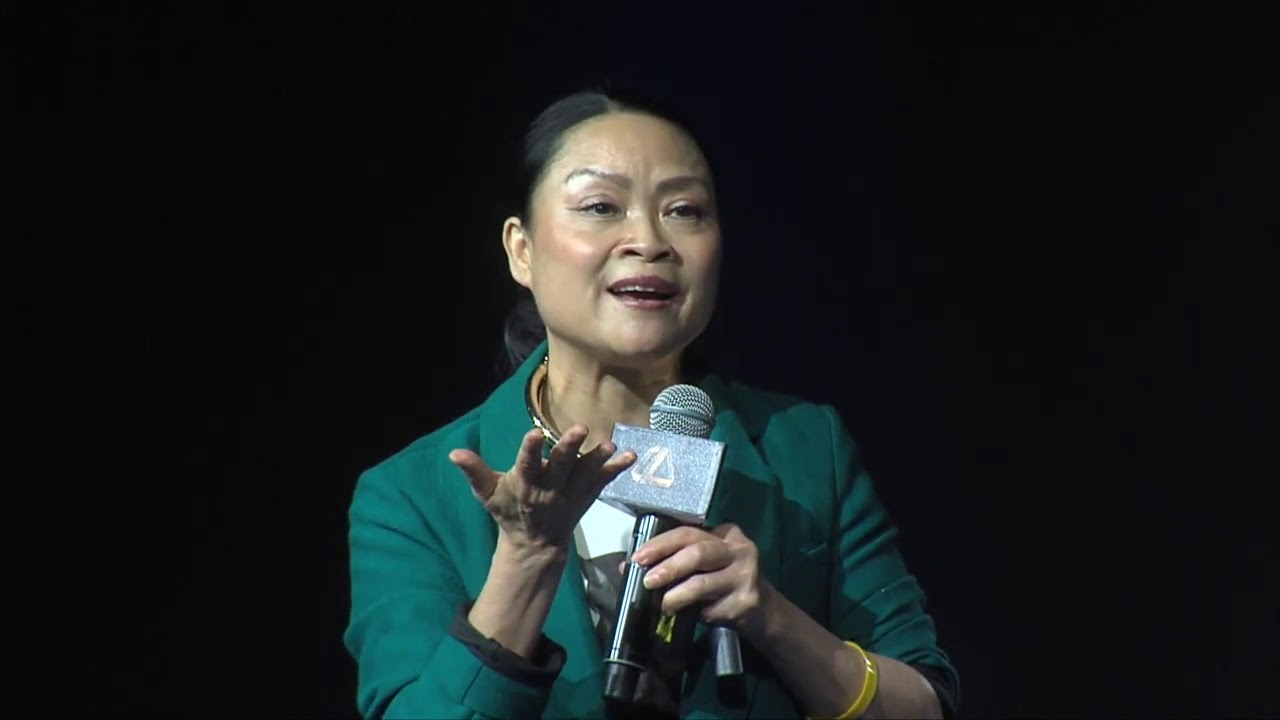 Training Session 4 Compliments in Place of Criticism by FC Zhou Wan ...