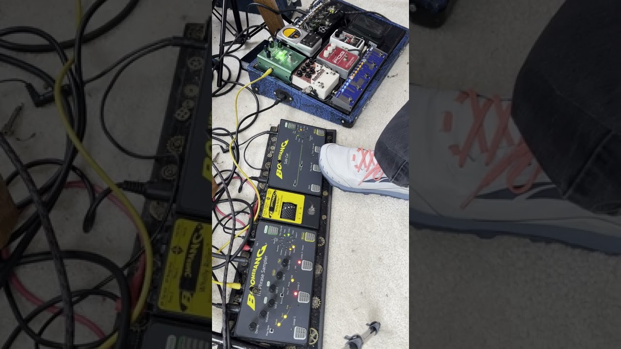 Boomerang III Looper - Electric Violin Demo with Full Pedal Board - YouTube