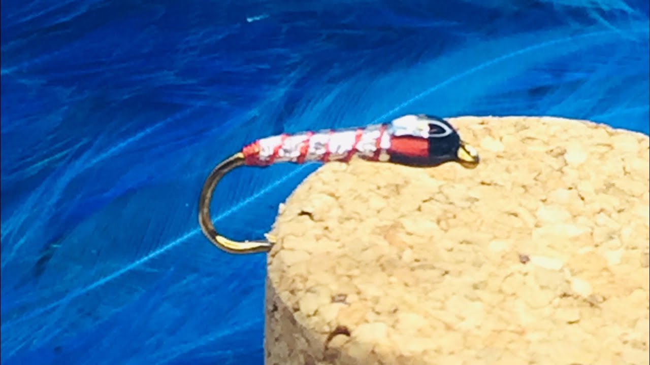 Tying a Buzzer pattern, Chromie Variant - YouTube