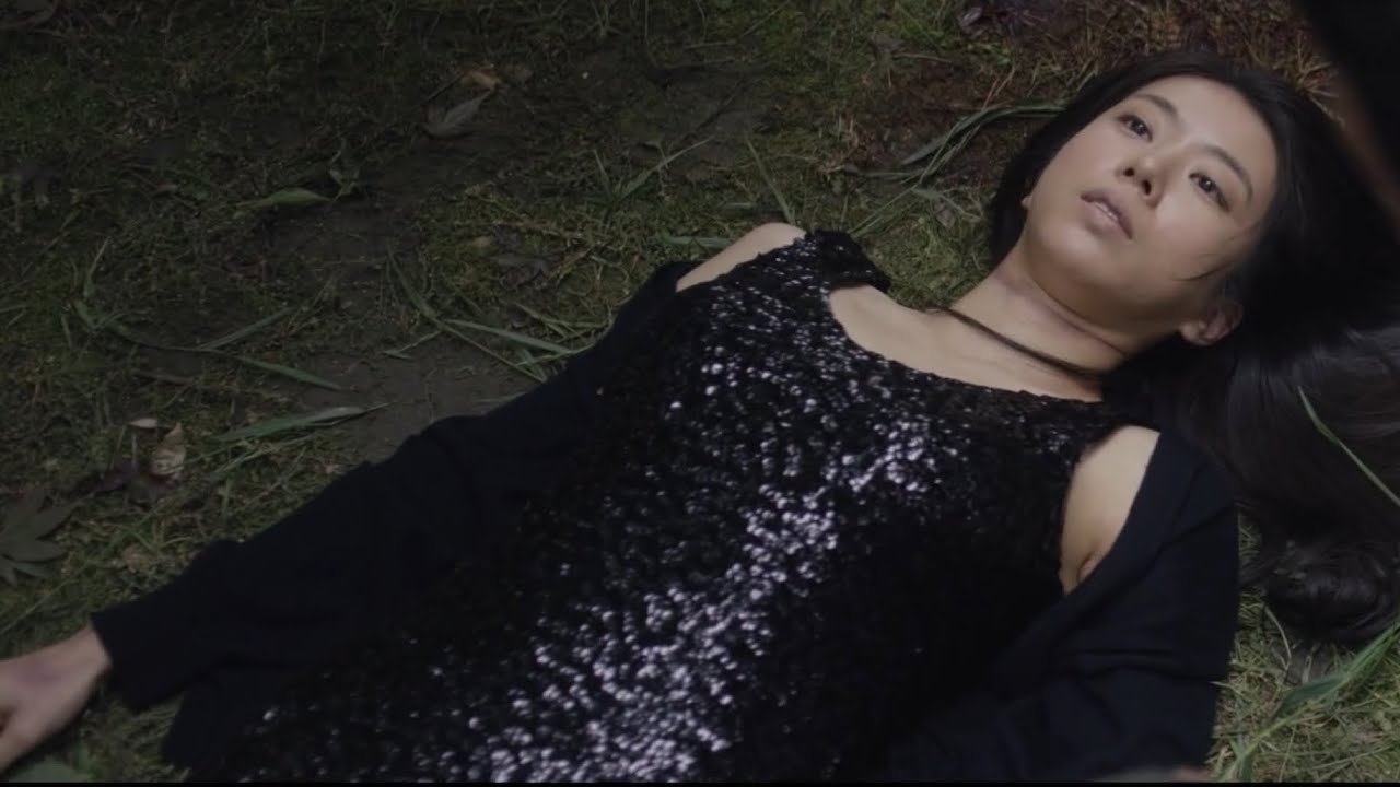 Women Are Strangled By The Culprit And They Become Victims With ...