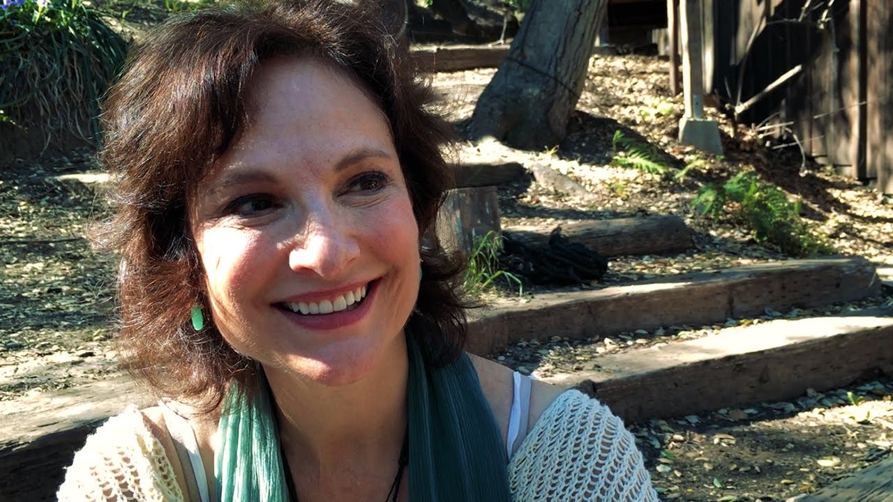 This Week in Shakespeare: Susan Angelo | Emilia - YouTube