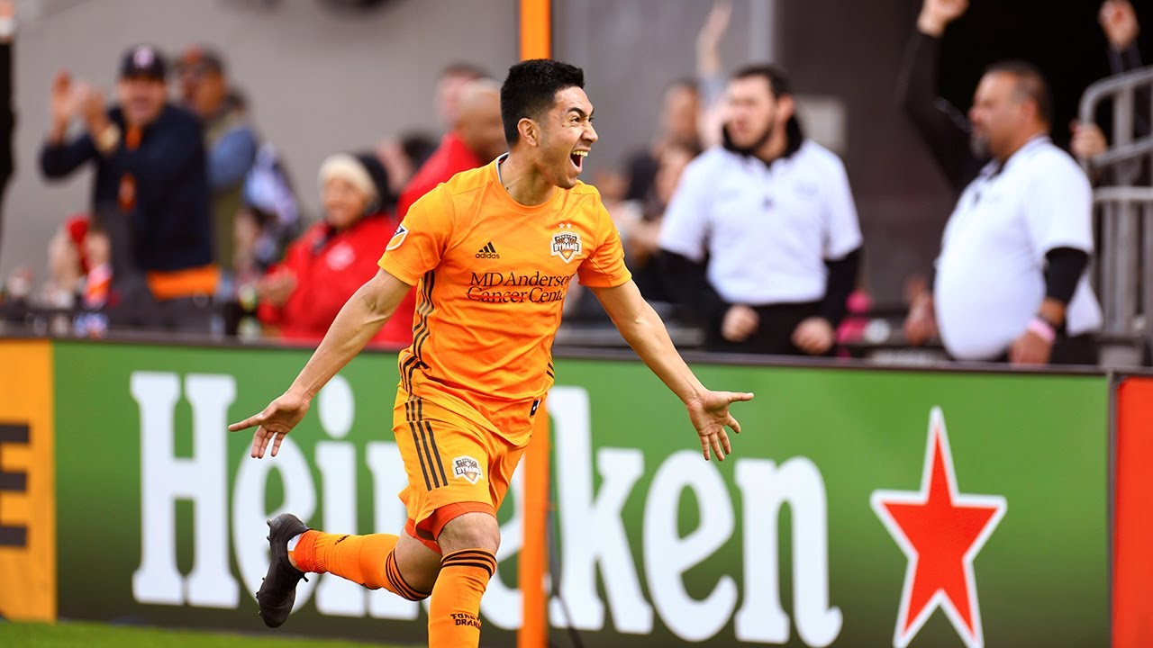 GOAL: Memo Rodriguez scores after great build up - YouTube