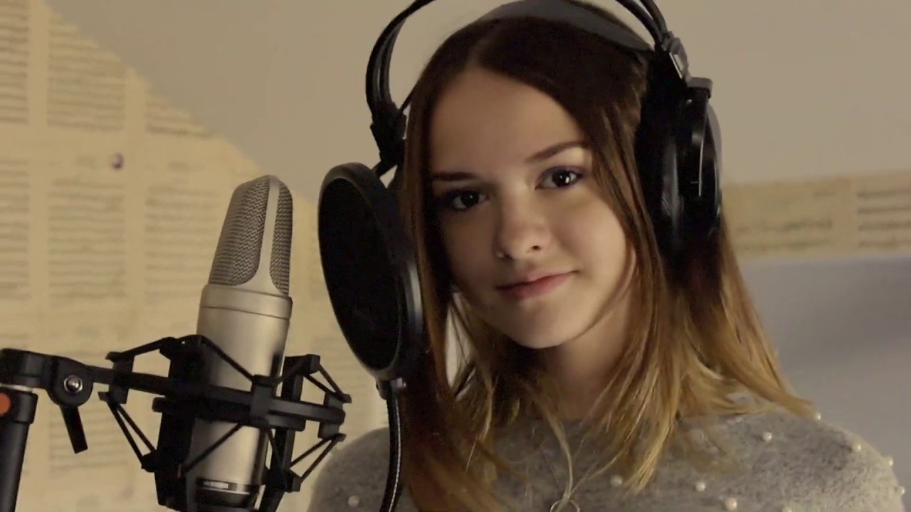 FEELING GOOD(Michael Buble) COVER- Georgiana Gradinariu - YouTube