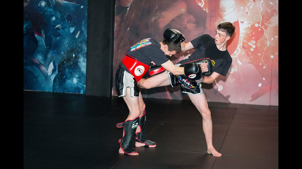 Muay Thai Kicks - 4 Advanced Ways to Work off the Right Body Kick with ...