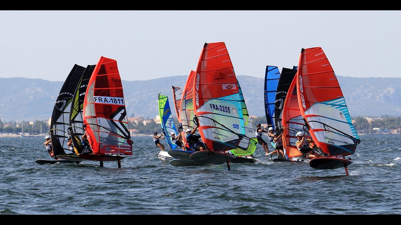 Windfoiling race at Marignane - YouTube