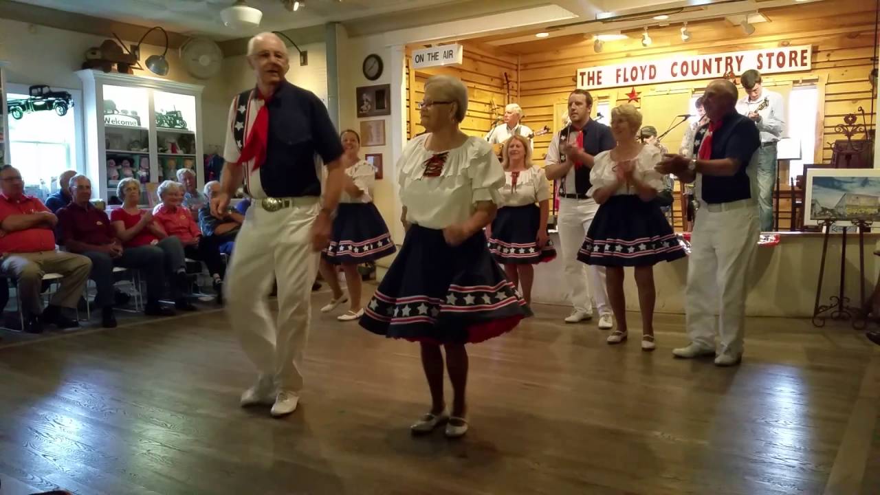Old Dominion Cloggers at Floyd Country Store www.cameliaelliott.com (c ...