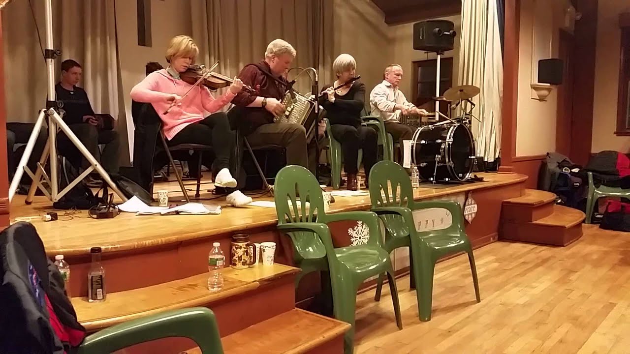Ceol na gCroí Céilí Band at Pearl River Céilí Group #4 - YouTube
