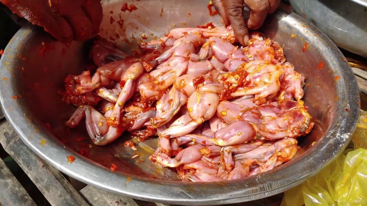 Super Hot frog recipe / How to dried spicy frog / Street food - YouTube