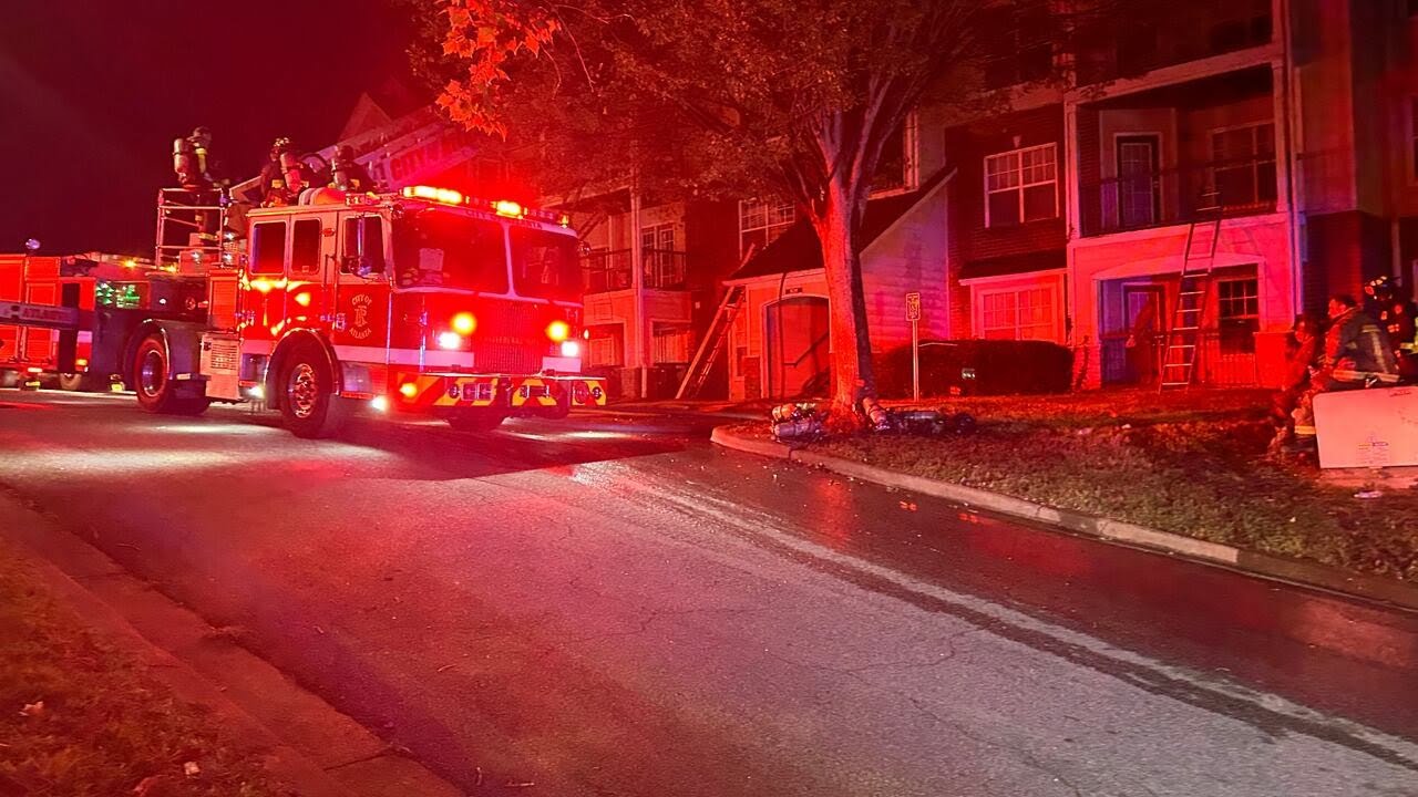 7 rescued from northwest Atlanta apartment fire; 4 children, 4 adults ...
