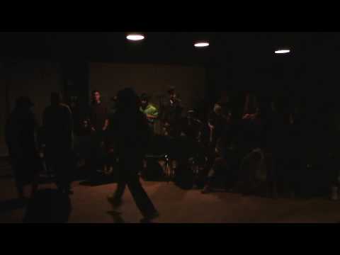 nat freestyle solo at Bounce b-day battle