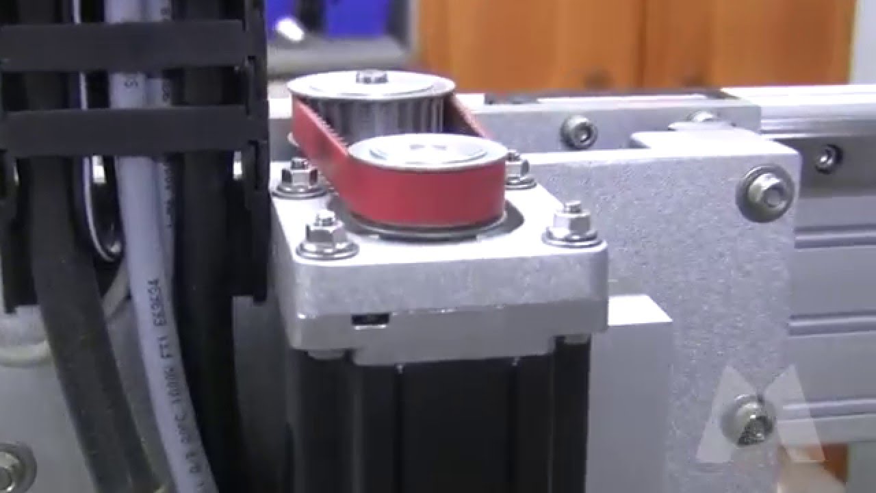 DIY - ripper CNC plays Jingle Bells - YouTube