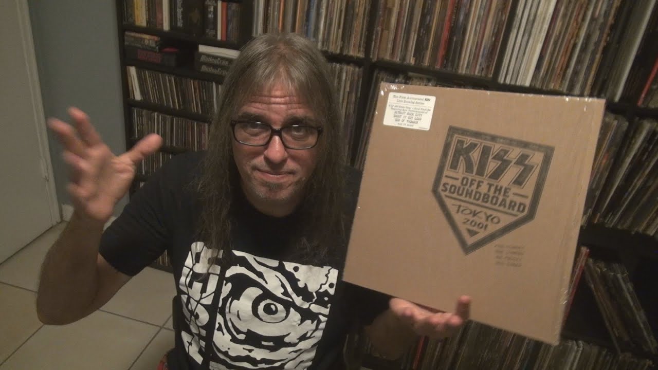 KISS - Off The Soundboard Tokyo 2001 Vinyl - YouTube