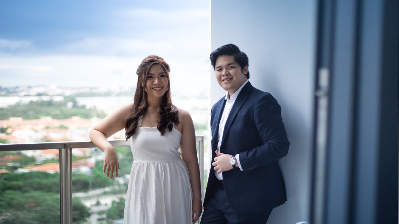 Sam & Jess are getting married! (18 December, 11:30AM, LIVE) - YouTube