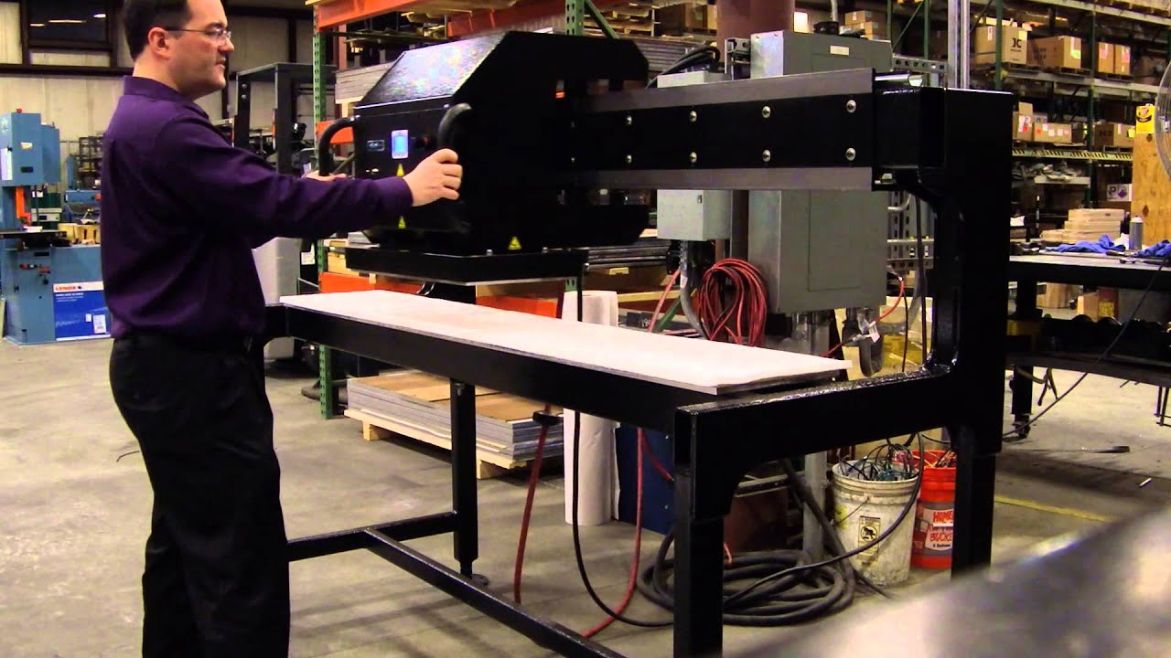 951 Beam Shuttle Press - YouTube