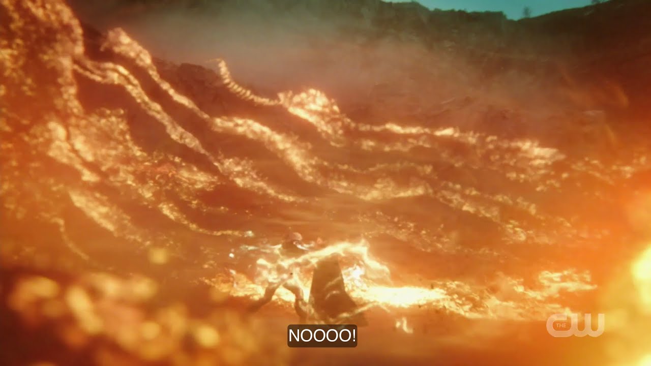 Green Arrow vs Anti-Monitor - Crisis On Infinite Earths - YouTube