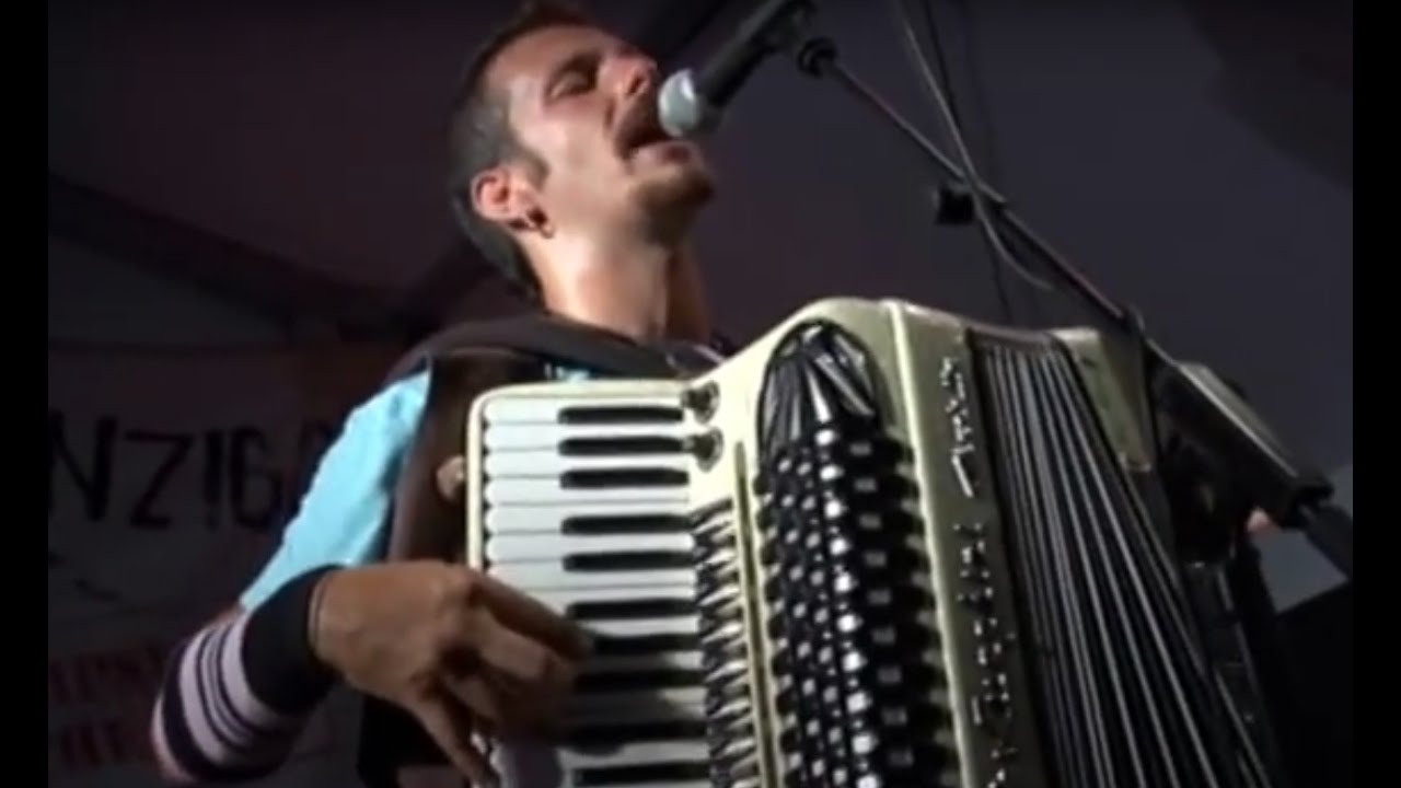 Gipsy Rock Band Performance by BARABONZIBONZIBO @ TENDA BLU 2013: Alla ...