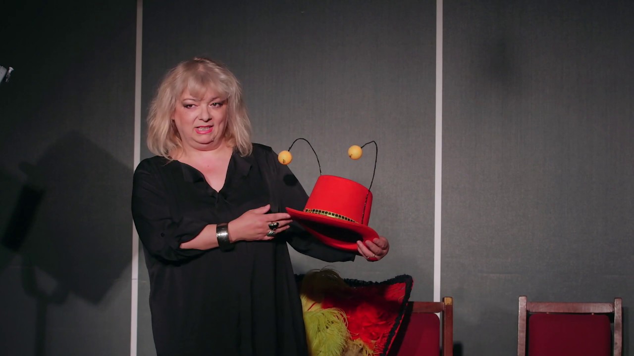 Exercitiu de improvizatie cu Isabela Oancea - Curs de teatru si actorie ...