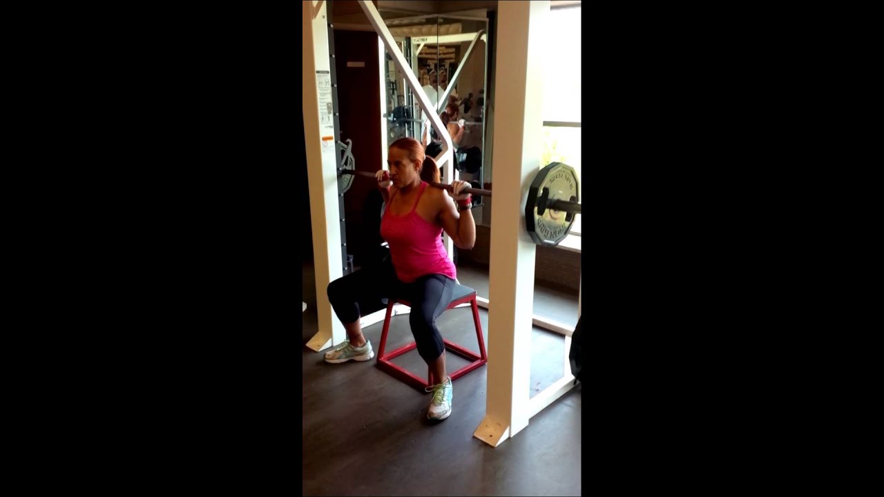 Box squats 135lbs. on the Smith Machine - YouTube
