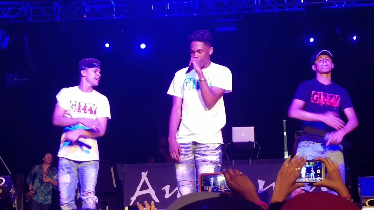 Bomb Digz Performance New York City Arena - Queens NY - YouTube