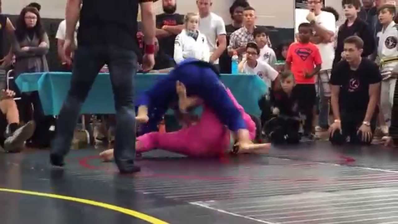 Michael Hernandez - LeLeo Code Jiu Jitsu Tournament Apr 11, 2015 - YouTube