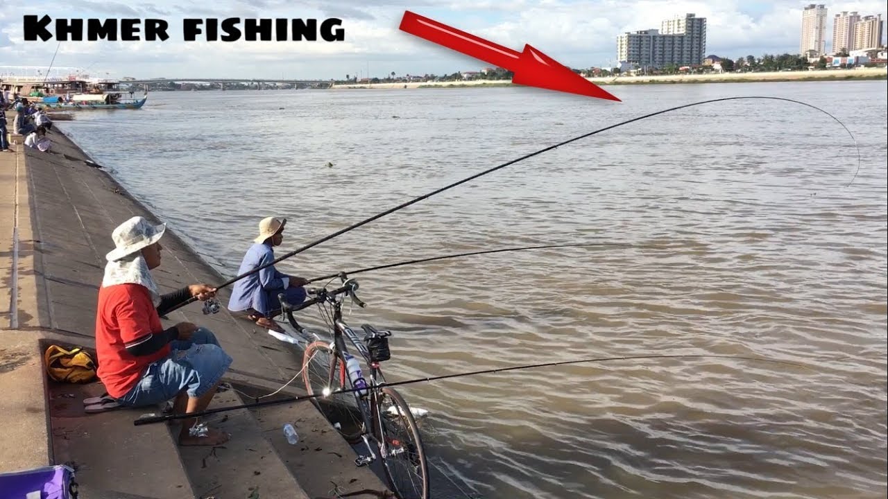 Awesome Fishing Technique - Fishing Traditional Technique Fish Near My ...