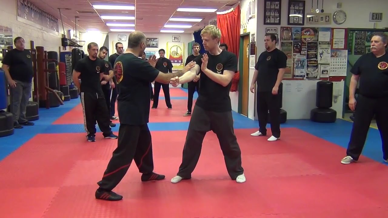 1 Defense Against Vertical Punch - YouTube