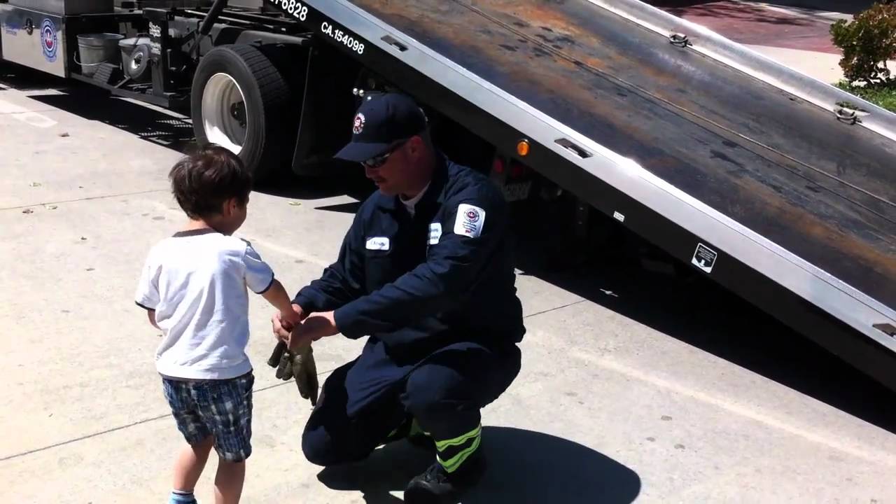 Tow Truck Operator - YouTube