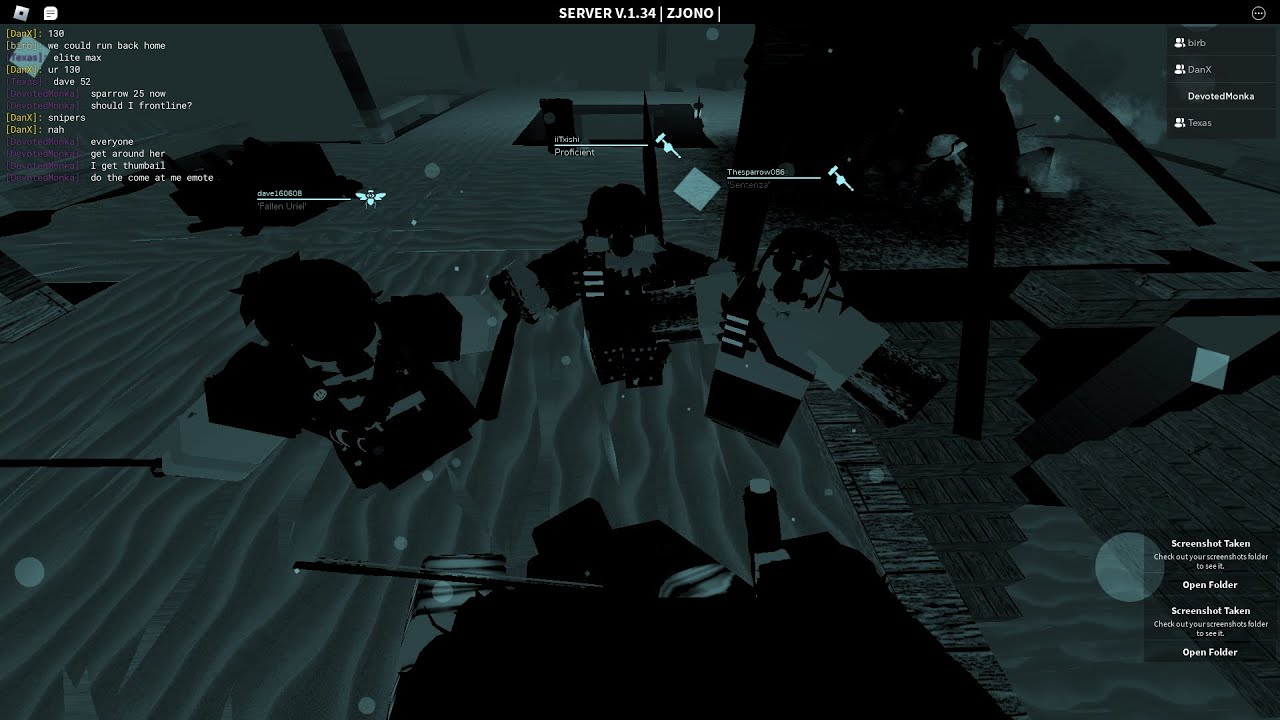 [Roblox - Decaying Winter] My friend came back to DW, so we did a melee ...