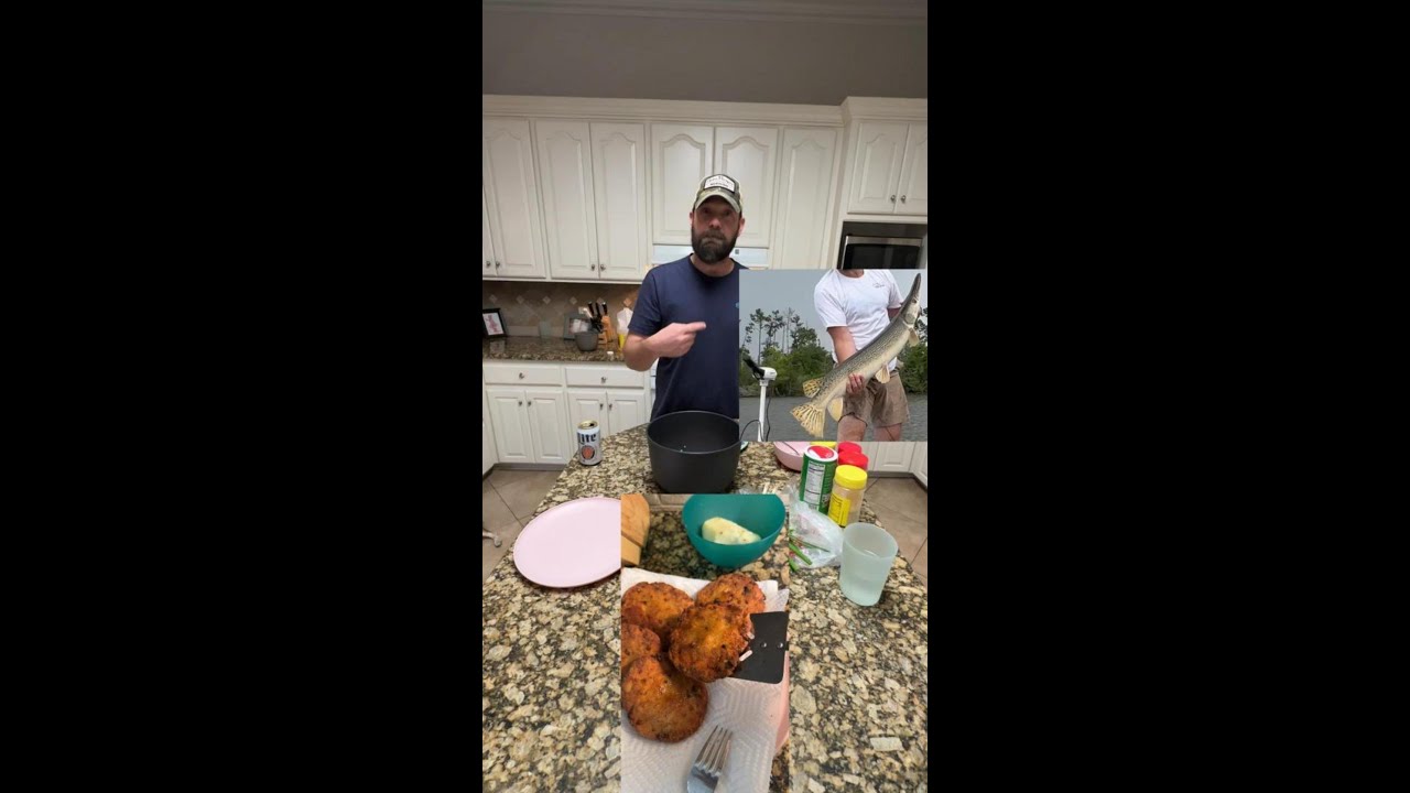 How to cook a Prehistoric Beast ( Fried Gar Fish Patties )!😳👨🏻‍🍳 catch ...