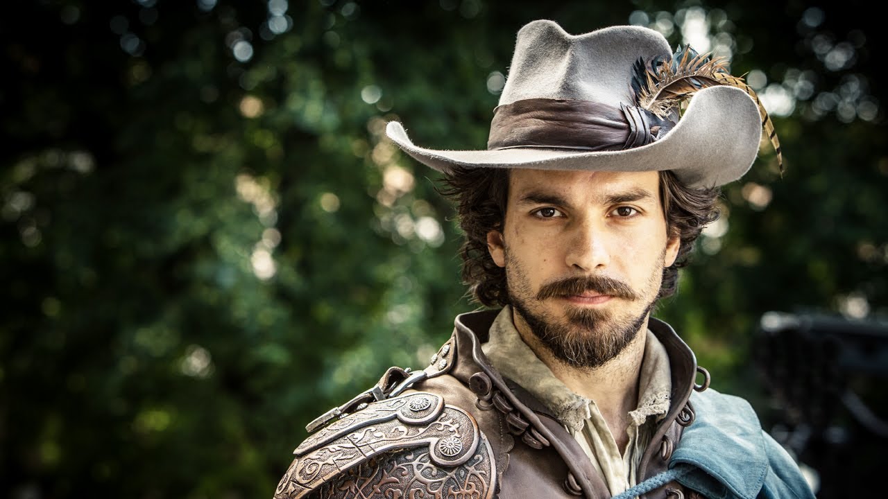 Meet Aramis from THE MUSKETEERS w/ Peter Capaldi | BBC America - YouTube