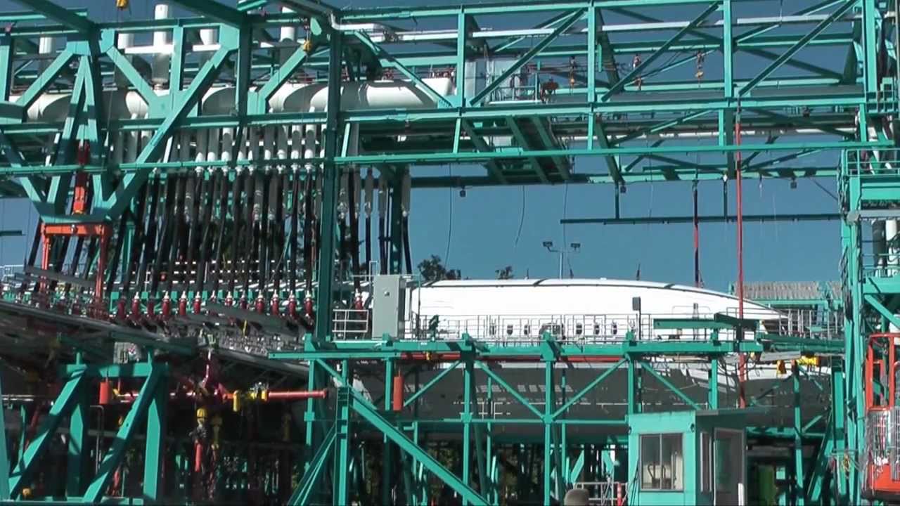 Boeing 787 conducts fatigue testing - YouTube