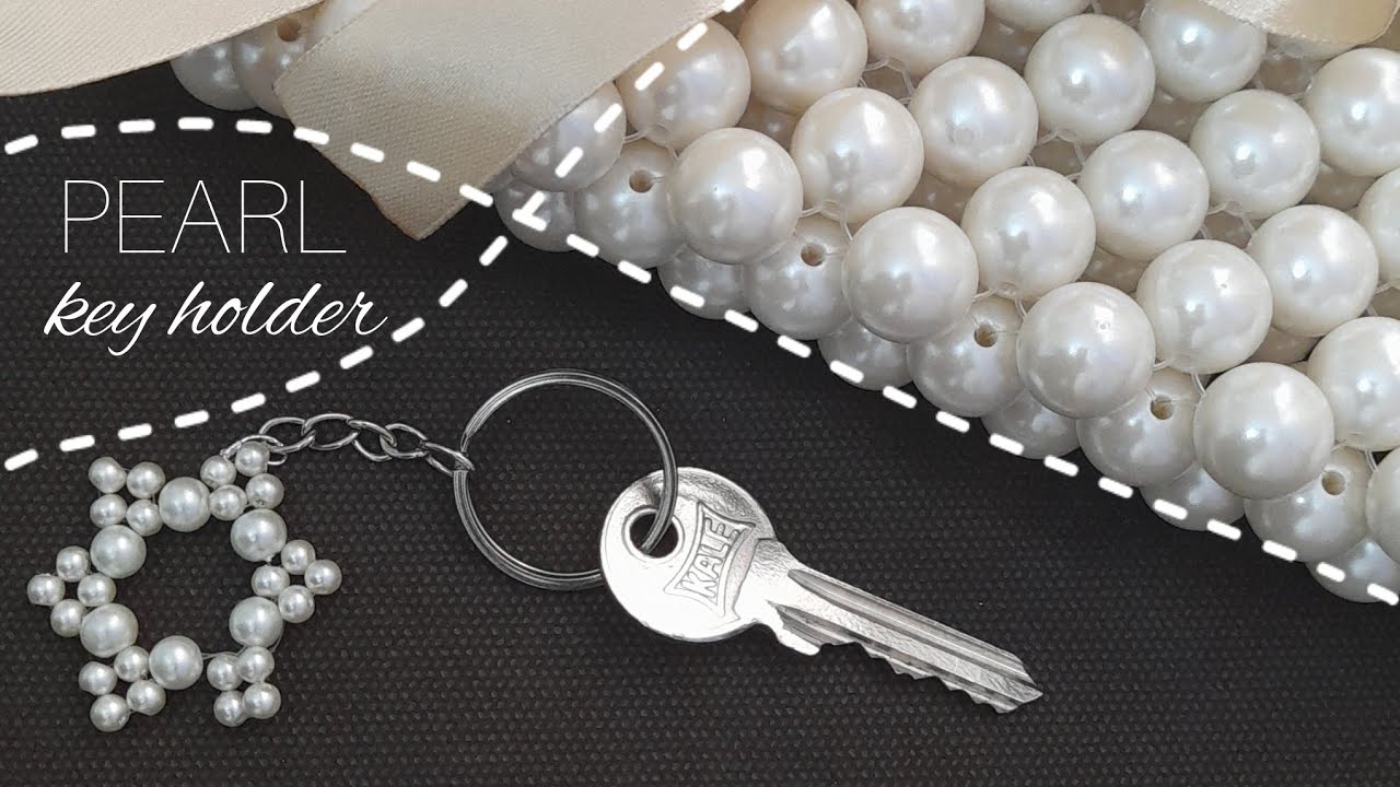DIY PEARL KEY HOLDER|pearl keychain - YouTube