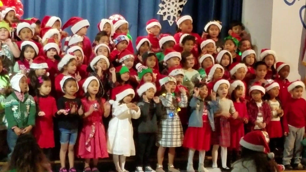 2018 Winter Program Kindergarten "Frosty the Snowman" - YouTube