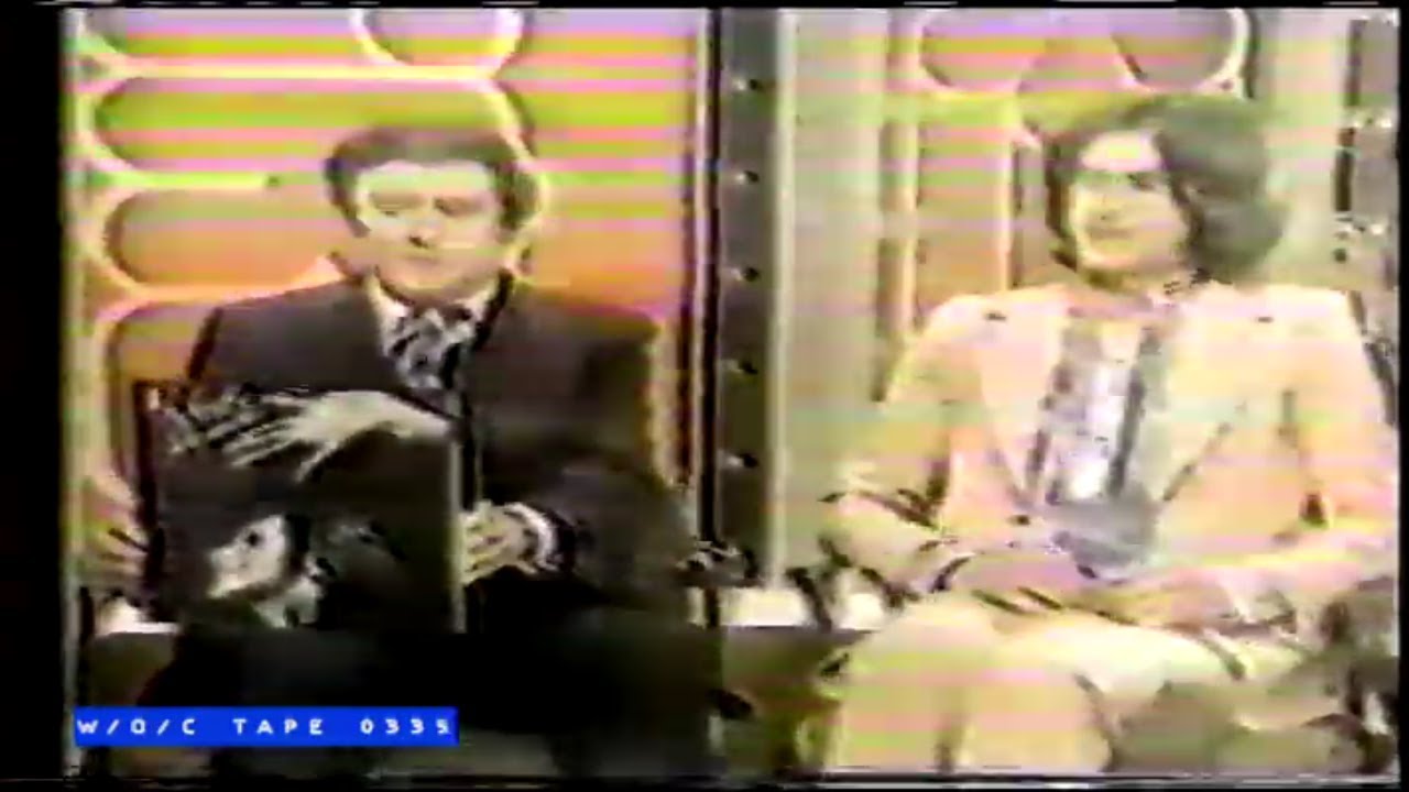 The Kinks on The Mike Douglas Show - March 8, 1977 - YouTube